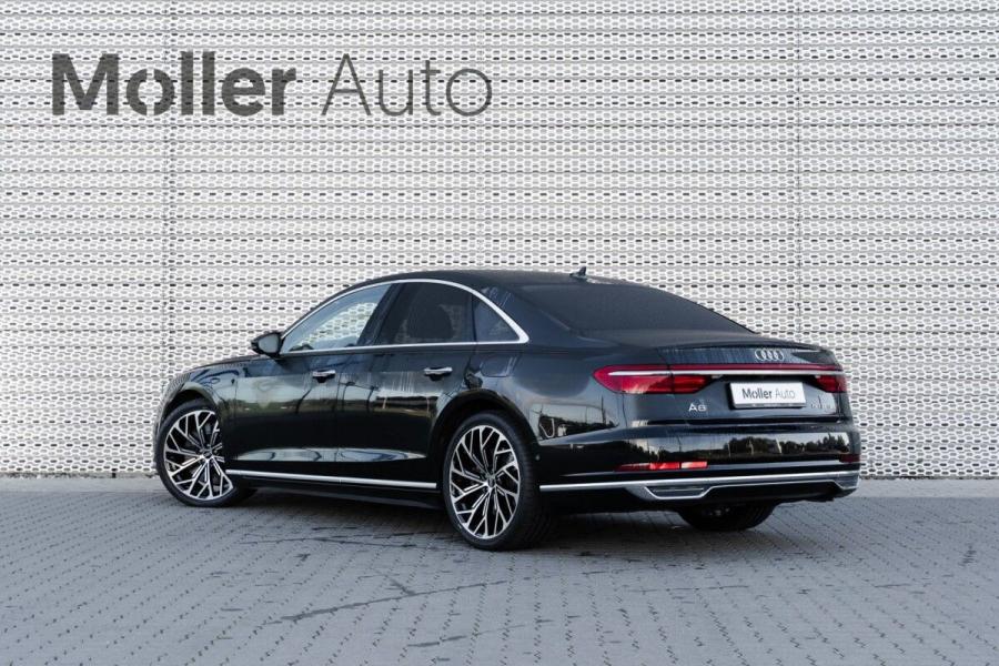 Black Audi A8 2021 in Marupe, with an engine capacity of 3.00 L and mileage of 113 thousand km for 42700 €, photo 4 on AUTOMOTO.COM.LV