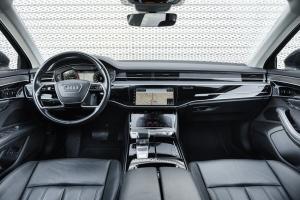Black Audi A8 2021 in Marupe, with an engine capacity of 3.00 L and mileage of 113 thousand km for 42700 €, photo 8 on AUTOMOTO.COM.LV