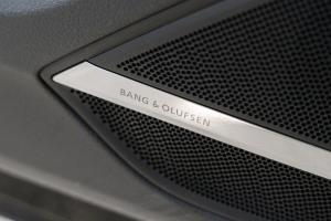 Black Audi A8 2021 in Marupe, with an engine capacity of 3.00 L and mileage of 113 thousand km for 42700 €, photo 12 on AUTOMOTO.COM.LV