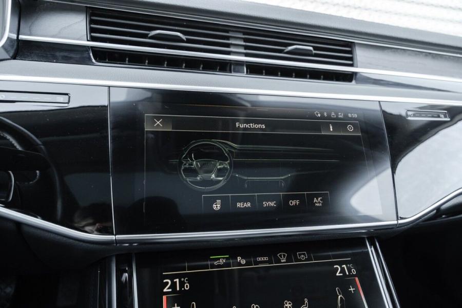 Black Audi A8 2021 in Marupe, with an engine capacity of 3.00 L and mileage of 113 thousand km for 42700 €, photo 22 on AUTOMOTO.COM.LV