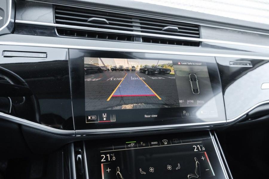 Black Audi A8 2021 in Marupe, with an engine capacity of 3.00 L and mileage of 113 thousand km for 42700 €, photo 25 on AUTOMOTO.COM.LV