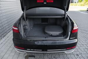 Black Audi A8 2021 in Marupe, with an engine capacity of 3.00 L and mileage of 113 thousand km for 42700 €, photo 31 on AUTOMOTO.COM.LV