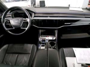 Black Audi A8 2022 in Vilnius, with an engine capacity of 3.00 L and mileage of 94 thousand km for 51500 €, photo 5 on AUTOMOTO.COM.LV