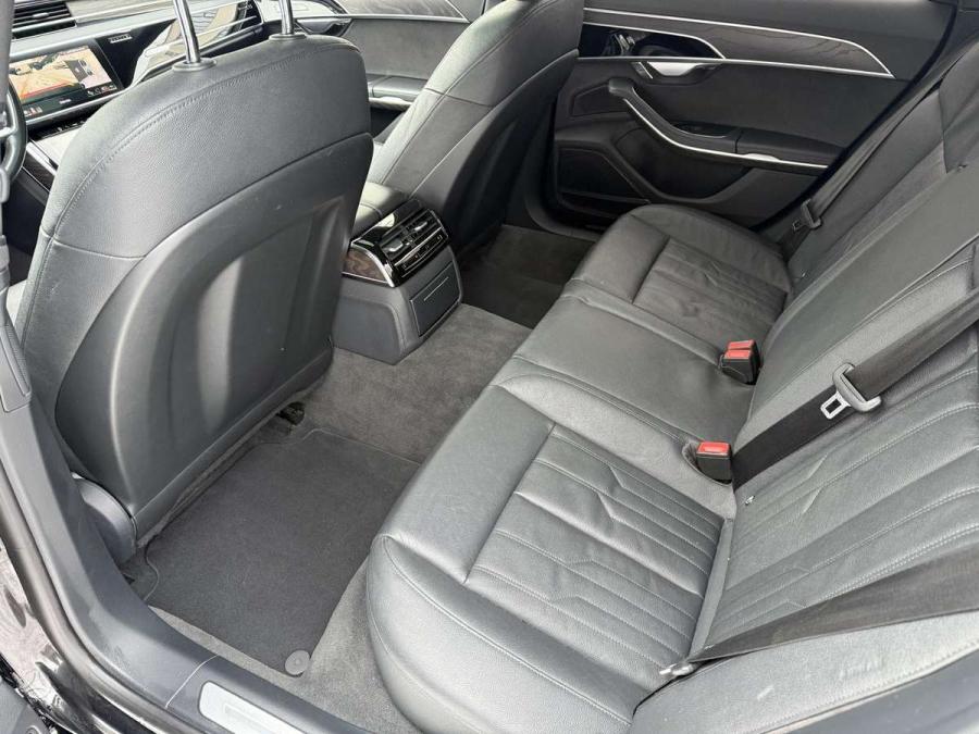 Melns Audi A8 2022 Viļņa, ar dzinēja tilpumu 3.00 L un nobraukumu 95 tūkst. km par 51500 €, foto 18 vietnē AUTOMOTO.COM.LV