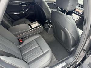 Melns Audi A8 2022 Viļņa, ar dzinēja tilpumu 3.00 L un nobraukumu 95 tūkst. km par 51500 €, foto 27 vietnē AUTOMOTO.COM.LV