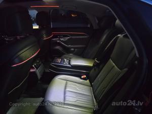 Melns Audi A8 2022 Tallina, ar dzinēja tilpumu 3.00 L un nobraukumu 90 tūkst. km par 60000 €, foto 9 vietnē AUTOMOTO.COM.LV