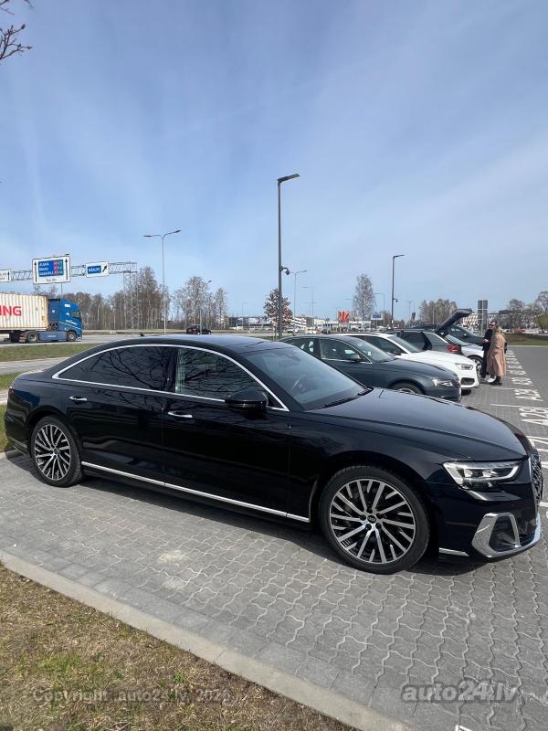Black Audi A8 2022 in Riga, with an engine capacity of 3.00 L and mileage of 68 thousand km for 65900 €, photo 4 on AUTOMOTO.COM.LV