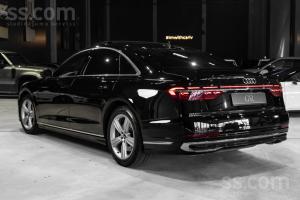 Black Audi A8 2022 in Riga, with an engine capacity of 3.00 L and mileage of 80 thousand km for 54900 €, photo 7 on AUTOMOTO.COM.LV