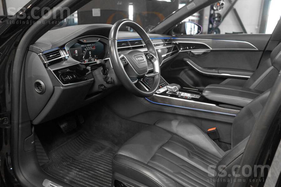 Black Audi A8 2022 in Riga, with an engine capacity of 3.00 L and mileage of 80 thousand km for 54900 €, photo 10 on AUTOMOTO.COM.LV