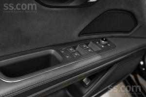 Black Audi A8 2022 in Riga, with an engine capacity of 3.00 L and mileage of 80 thousand km for 54900 €, photo 19 on AUTOMOTO.COM.LV