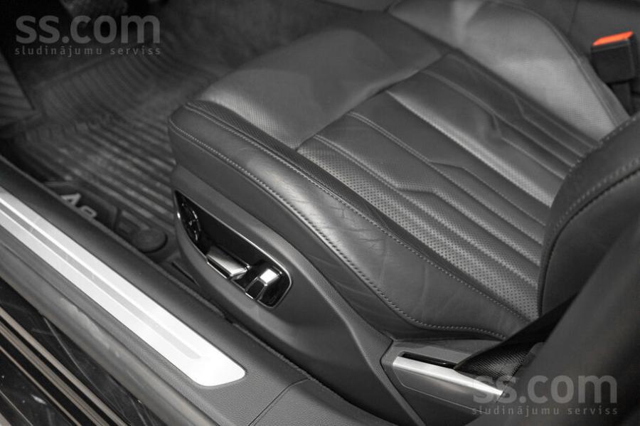 Black Audi A8 2022 in Riga, with an engine capacity of 3.00 L and mileage of 80 thousand km for 54900 €, photo 22 on AUTOMOTO.COM.LV