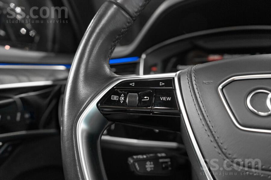 Black Audi A8 2022 in Riga, with an engine capacity of 3.00 L and mileage of 80 thousand km for 54900 €, photo 28 on AUTOMOTO.COM.LV