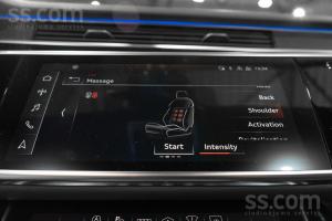 Black Audi A8 2022 in Riga, with an engine capacity of 3.00 L and mileage of 80 thousand km for 54900 €, photo 33 on AUTOMOTO.COM.LV