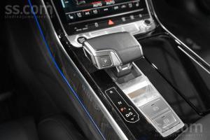 Black Audi A8 2022 in Riga, with an engine capacity of 3.00 L and mileage of 80 thousand km for 54900 €, photo 35 on AUTOMOTO.COM.LV