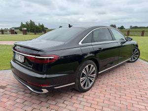 Black Audi A8 2022 in Plunge, with an engine capacity of 3.00 L and mileage of 80 thousand km for 54900 €, photo 6 on AUTOMOTO.COM.LV