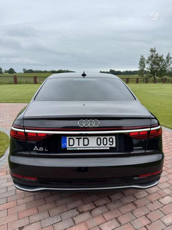 Black Audi A8 2022 in Plunge, with an engine capacity of 3.00 L and mileage of 80 thousand km for 54900 €, photo 6 on AUTOMOTO.COM.LV