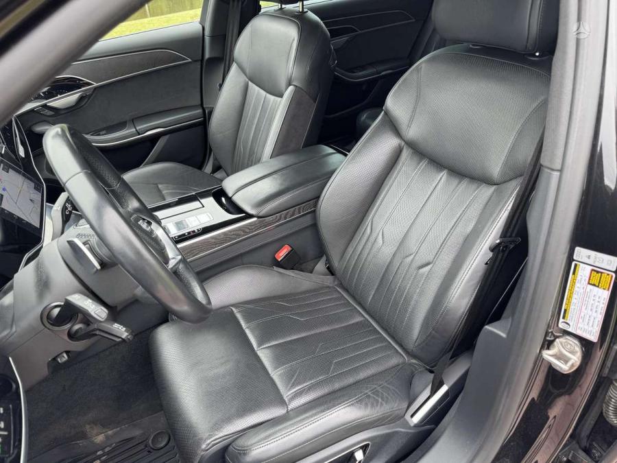 Black Audi A8 2022 in Plunge, with an engine capacity of 3.00 L and mileage of 80 thousand km for 54900 €, photo 13 on AUTOMOTO.COM.LV