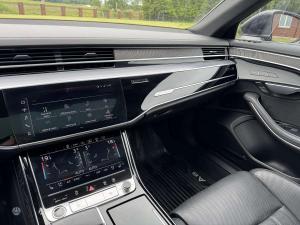 Black Audi A8 2022 in Plunge, with an engine capacity of 3.00 L and mileage of 80 thousand km for 54900 €, photo 14 on AUTOMOTO.COM.LV