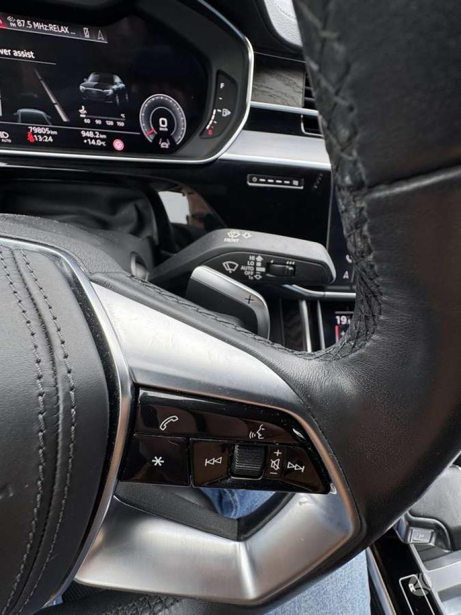 Black Audi A8 2022 in Plunge, with an engine capacity of 3.00 L and mileage of 80 thousand km for 54900 €, photo 22 on AUTOMOTO.COM.LV