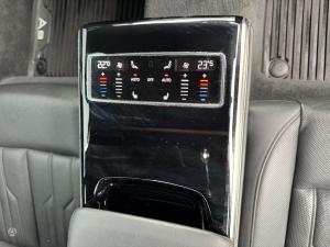 Black Audi A8 2022 in Plunge, with an engine capacity of 3.00 L and mileage of 80 thousand km for 54900 €, photo 25 on AUTOMOTO.COM.LV
