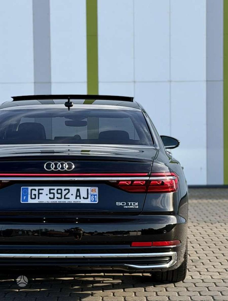 Melns Audi A8 2022 Tauragė, ar dzinēja tilpumu 3.00 L un nobraukumu 174 tūkst. km par 38200 €, foto 19 vietnē AUTOMOTO.COM.LV