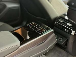 Melns Audi A8 2022 Tauragė, ar dzinēja tilpumu 3.00 L un nobraukumu 174 tūkst. km par 38200 €, foto 30 vietnē AUTOMOTO.COM.LV