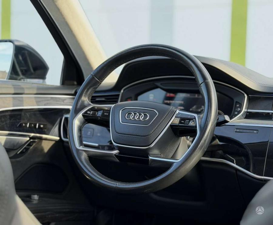 Melns Audi A8 2022 Tauragė, ar dzinēja tilpumu 3.00 L un nobraukumu 174 tūkst. km par 38200 €, foto 35 vietnē AUTOMOTO.COM.LV