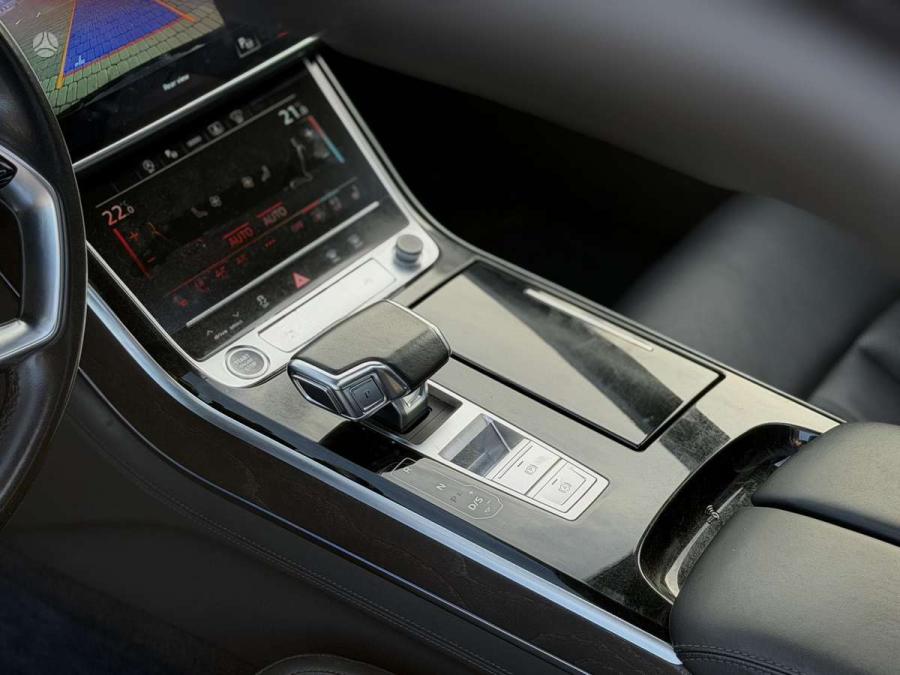 Melns Audi A8 2022 Tauragė, ar dzinēja tilpumu 3.00 L un nobraukumu 174 tūkst. km par 38200 €, foto 37 vietnē AUTOMOTO.COM.LV
