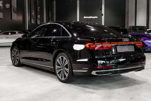 Black Audi A8 2022 in Riga, with an engine capacity of 3.00 L and mileage of 80 thousand km for 51000 €, photo 7 on AUTOMOTO.COM.LV