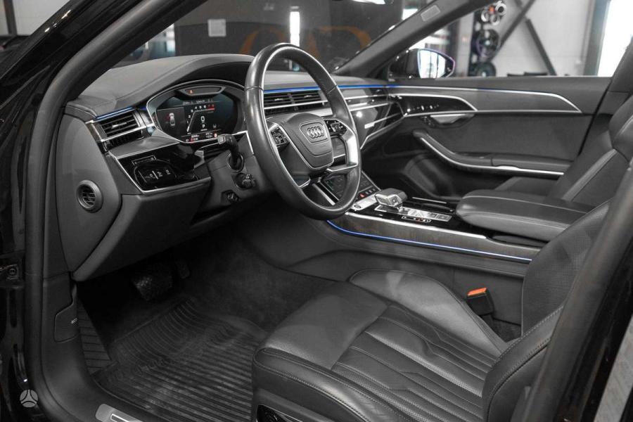 Melns Audi A8 2022 Rīga, ar dzinēja tilpumu 3.00 L un nobraukumu 80 tūkst. km par 51000 €, foto 10 vietnē AUTOMOTO.COM.LV