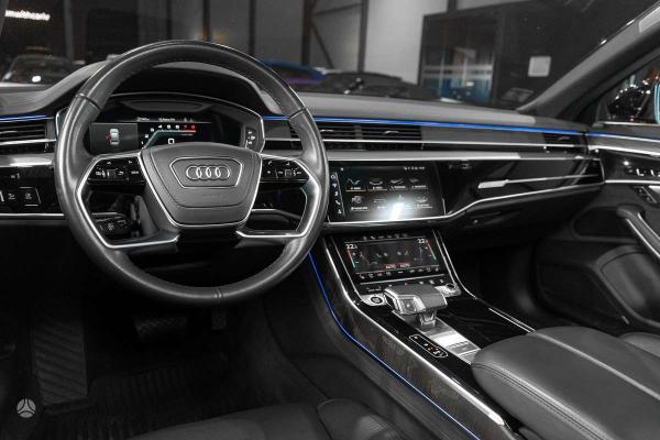 Black Audi A8 2022 in Riga, with an engine capacity of 3.00 L and mileage of 80 thousand km for 51000 €, photo 11 on AUTOMOTO.COM.LV
