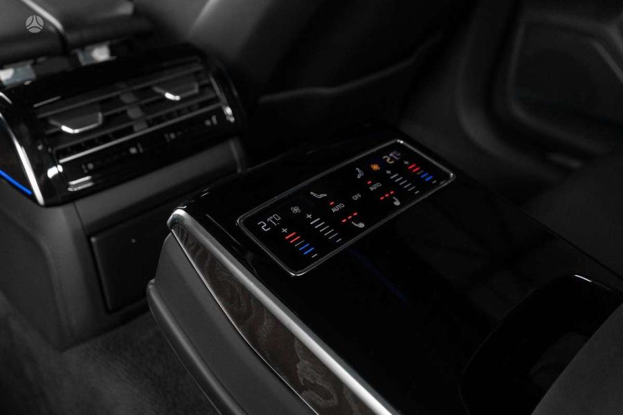 Melns Audi A8 2022 Rīga, ar dzinēja tilpumu 3.00 L un nobraukumu 80 tūkst. km par 51000 €, foto 15 vietnē AUTOMOTO.COM.LV