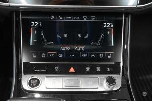 Melns Audi A8 2022 Rīga, ar dzinēja tilpumu 3.00 L un nobraukumu 80 tūkst. km par 51000 €, foto 28 vietnē AUTOMOTO.COM.LV