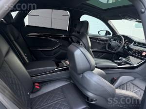 Melns Audi A8 2022 Rīga, ar dzinēja tilpumu 3.00 L un nobraukumu 0 tūkst. km par 59900 €, foto 22 vietnē AUTOMOTO.COM.LV