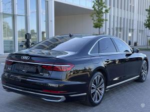 Black Audi A8 2022 in Vilnius, with an engine capacity of 3.00 L and mileage of 96 thousand km for 48999 €, photo 4 on AUTOMOTO.COM.LV