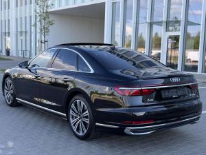 Black Audi A8 2022 in Vilnius, with an engine capacity of 3.00 L and mileage of 96 thousand km for 48999 €, photo 8 on AUTOMOTO.COM.LV