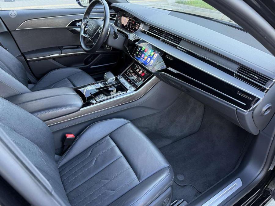 Black Audi A8 2022 in Vilnius, with an engine capacity of 3.00 L and mileage of 96 thousand km for 48999 €, photo 17 on AUTOMOTO.COM.LV