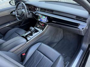 Black Audi A8 2022 in Vilnius, with an engine capacity of 3.00 L and mileage of 96 thousand km for 48999 €, photo 20 on AUTOMOTO.COM.LV