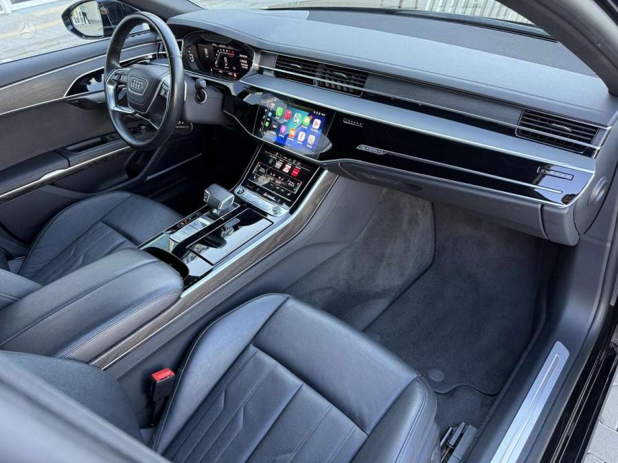Black Audi A8 2022 in Vilnius, with an engine capacity of 3.00 L and mileage of 96 thousand km for 48999 €, photo 20 on AUTOMOTO.COM.LV