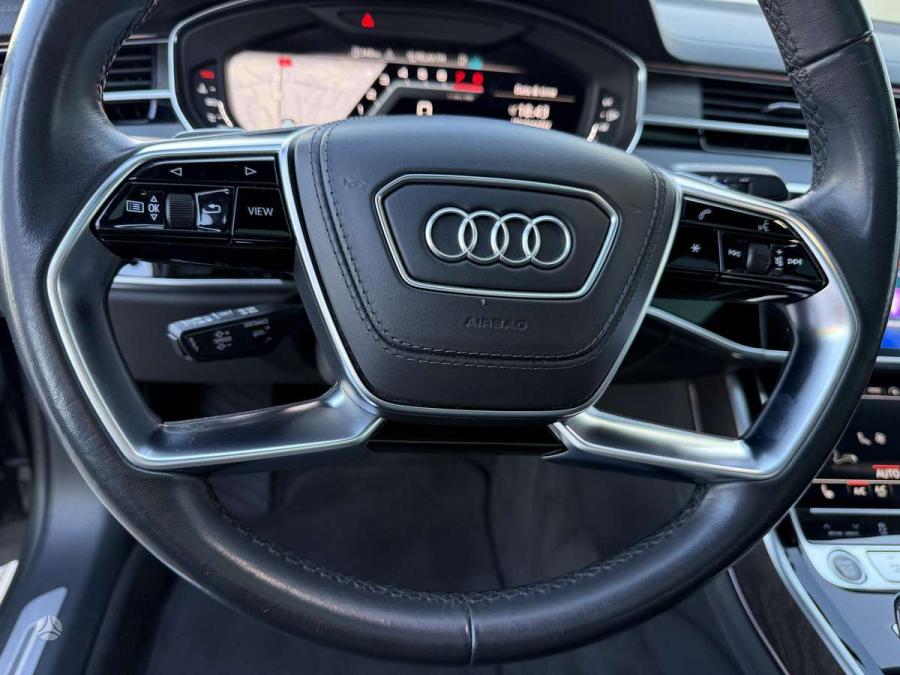 Black Audi A8 2022 in Vilnius, with an engine capacity of 3.00 L and mileage of 96 thousand km for 48999 €, photo 28 on AUTOMOTO.COM.LV