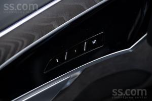 Melns Audi A8 2022 Rīga, ar dzinēja tilpumu 3.00 L un nobraukumu 80 tūkst. km par 46900 €, foto 30 vietnē AUTOMOTO.COM.LV