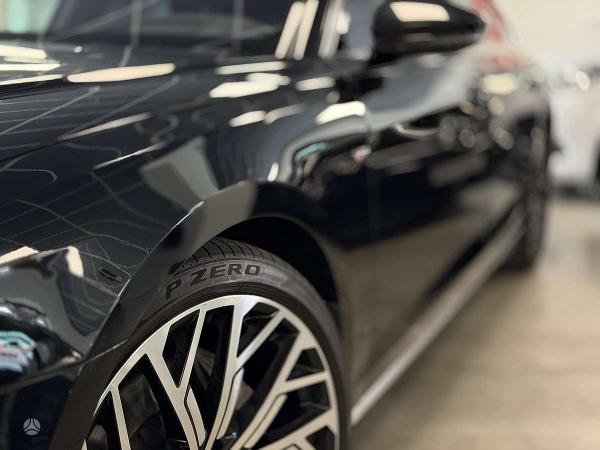 Black Audi A8 2023 in Klaipeda, with an engine capacity of 2.97 L and mileage of 129 thousand km for 69900 €, photo 5 on AUTOMOTO.COM.LV