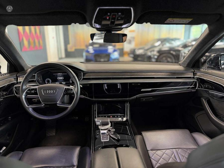 Black Audi A8 2023 in Klaipeda, with an engine capacity of 2.97 L and mileage of 129 thousand km for 69900 €, photo 7 on AUTOMOTO.COM.LV
