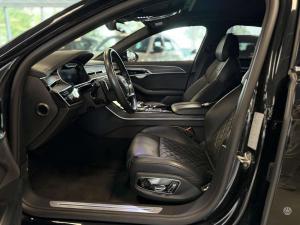 Black Audi A8 2023 in Klaipeda, with an engine capacity of 2.97 L and mileage of 129 thousand km for 69900 €, photo 39 on AUTOMOTO.COM.LV