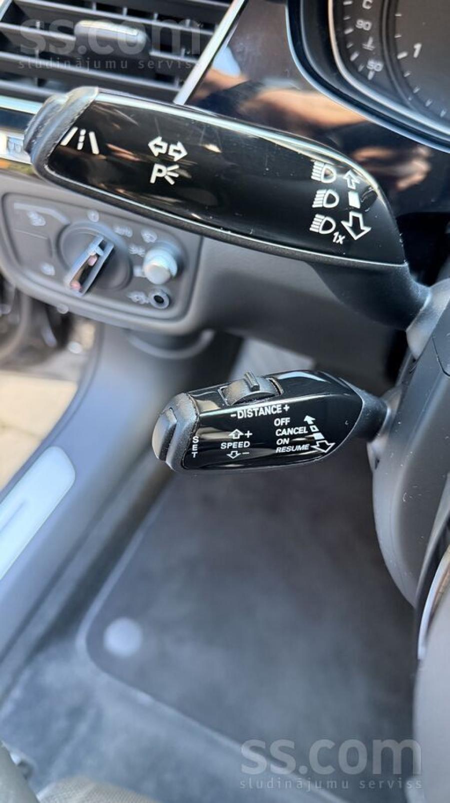 Melns Audi A8 2025 Rīga, ar dzinēja tilpumu 3.00 L un nobraukumu 197 tūkst. km par 22500 €, foto 12 vietnē AUTOMOTO.COM.LV