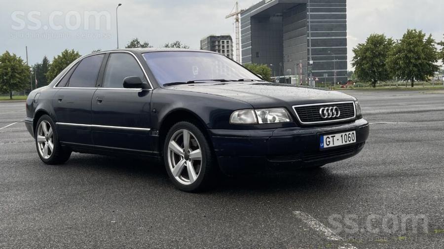 Zils Audi A8 1995 Rīga, ar dzinēja tilpumu 2.80 L un nobraukumu 325 tūkst. km par 3000 €, foto 3 vietnē AUTOMOTO.COM.LV