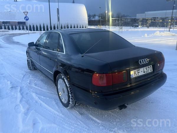 Blue Audi A8 1995 in Liepaja, with an engine capacity of 2.80 L and mileage of 480 thousand km for 1800 €, photo 4 on AUTOMOTO.COM.LV