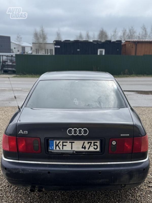 Zils Audi A8 1995 Šauļi, ar dzinēja tilpumu 2.80 L un nobraukumu 410 tūkst. km par 2500 €, foto 6 vietnē AUTOMOTO.COM.LV