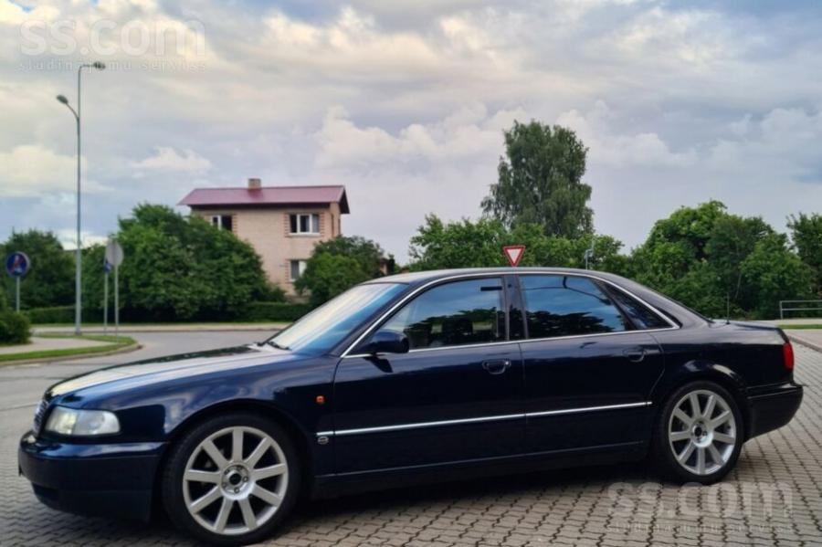 Zils Audi A8 1995 Jēkabpils, ar dzinēja tilpumu 4.20 L un nobraukumu 240 tūkst. km par 3470 €, foto 4 vietnē AUTOMOTO.COM.LV
