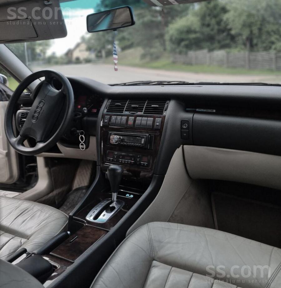 Zils Audi A8 1995 Jēkabpils, ar dzinēja tilpumu 4.20 L un nobraukumu 240 tūkst. km par 3470 €, foto 6 vietnē AUTOMOTO.COM.LV